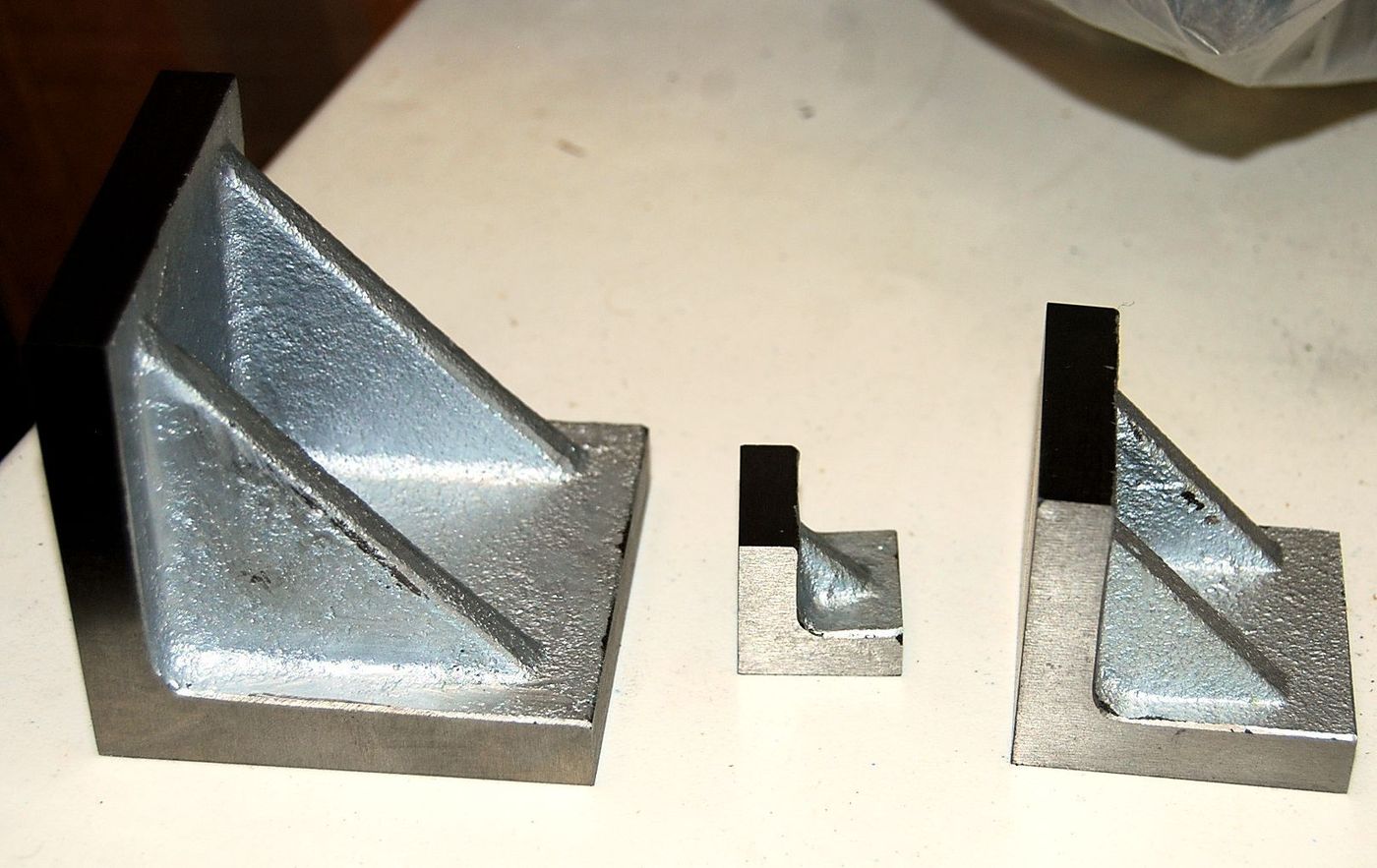 Set of 3 Solid Angle Plates | Chronos Engineering Supplies