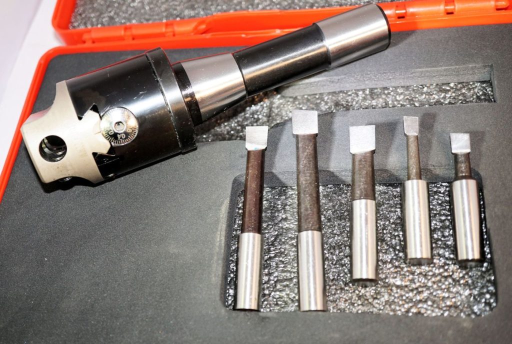 R8 Indexable Boring Head with Insert - Chronos Engineering Supplies